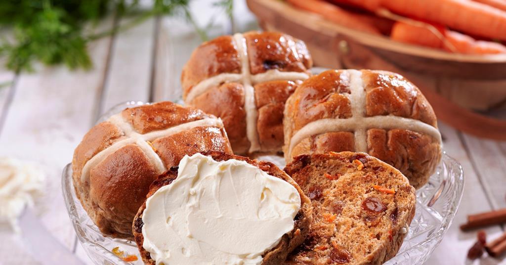 Supermarkets reveal hot cross bun ranges for Easter 2022 | Product News ...