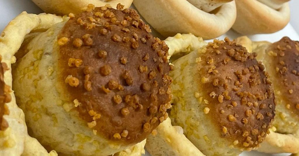 Meet Bowla: the bowl with a roll making a mark in bakery | Feature ...