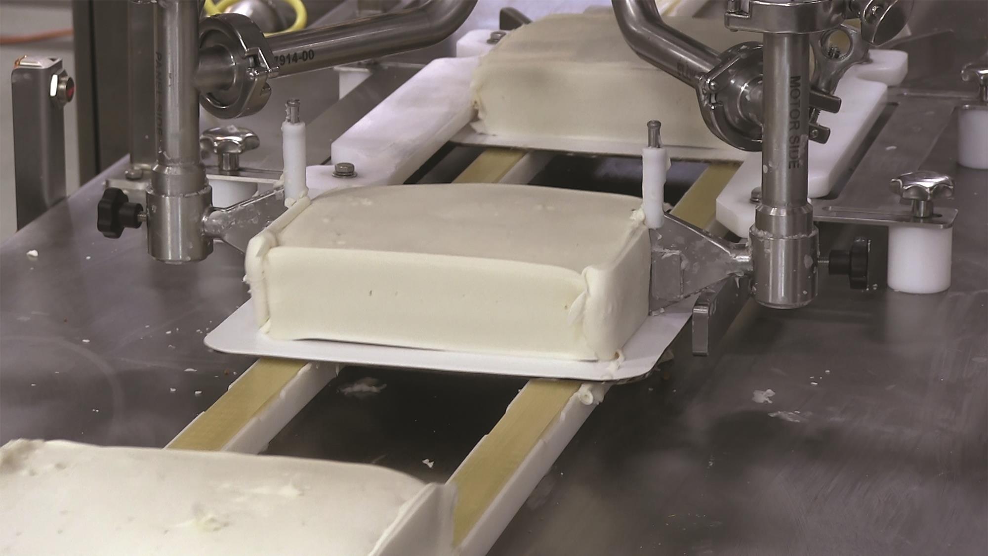 Is automating cake filling and decorating the future? | Feature ...