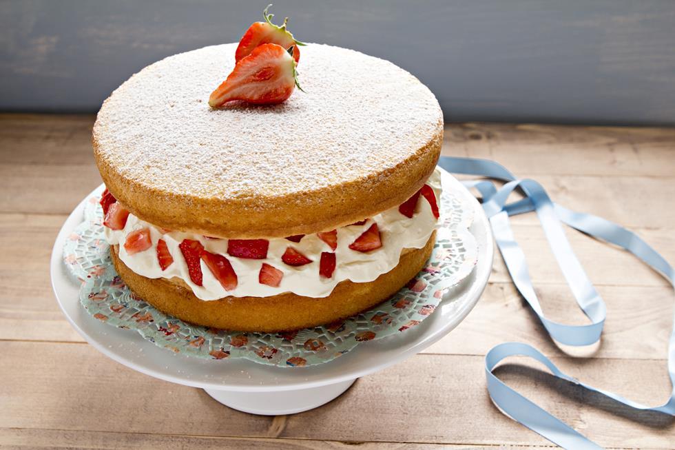 Top cake trends for 2024 revealed | Feature | British Baker